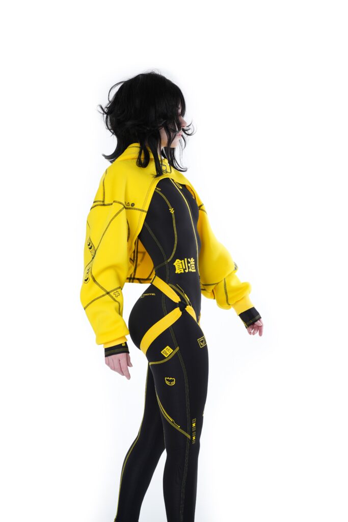 Cyber Black-Yellow Suit (Full Set) - Moruhiko